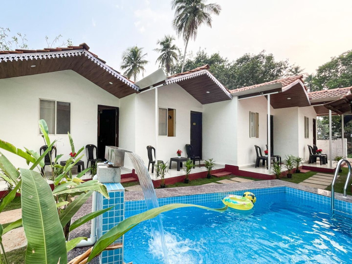 Seven Petals Cottages - Goa
