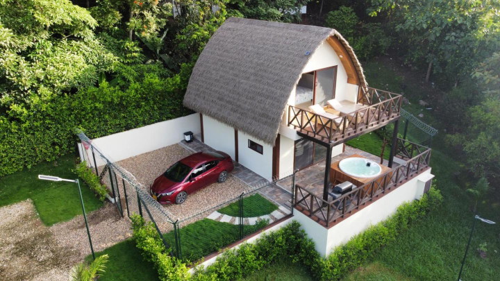 Tropical Paradise, Deluxe Duplex Cabin - Anapoima