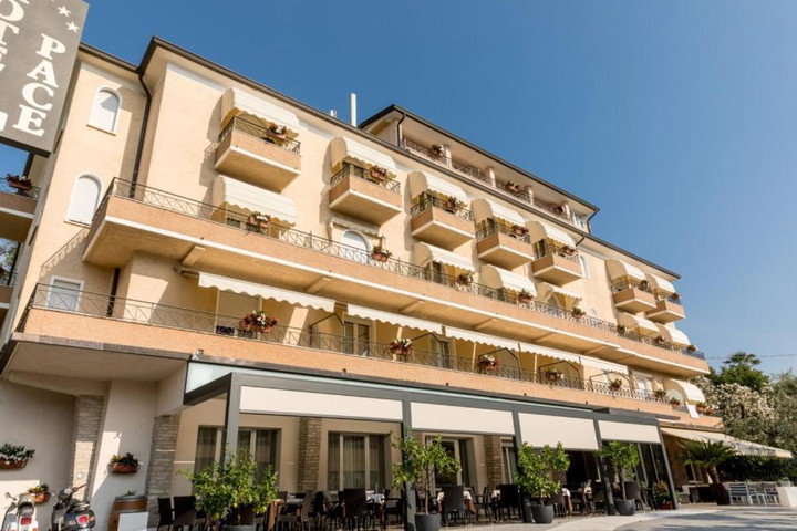 Hotel Pace - Garda