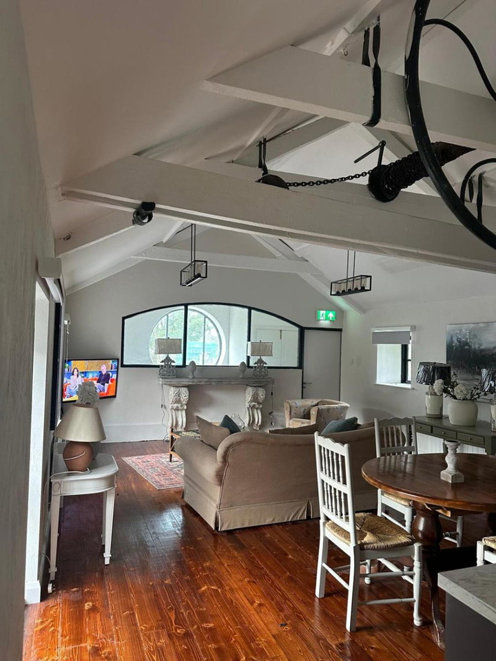 Darcy Magee Apartment No2 - Carlingford