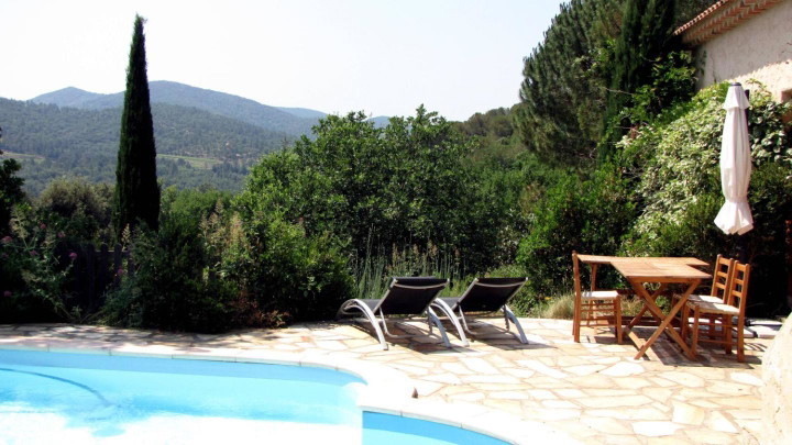 Appartement En Pleine Nature Avec Piscine Chauffée - La Londe-les-Maures