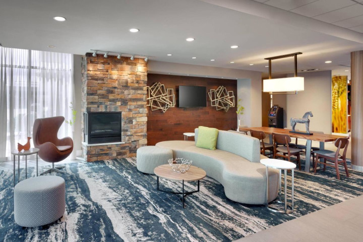 Fairfield Inn & Suites By Marriott Springfield North - Springfield, MO