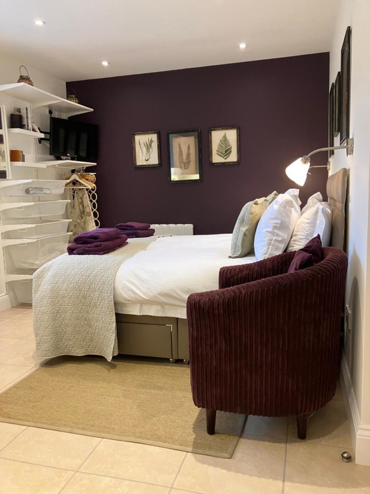 The Burrow - Gloucestershire