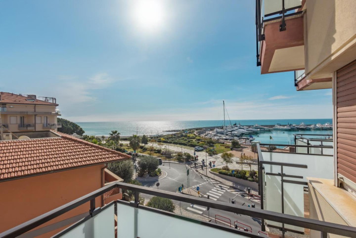 La Côte D'azur By Wonderful Italy - Ventimiglia