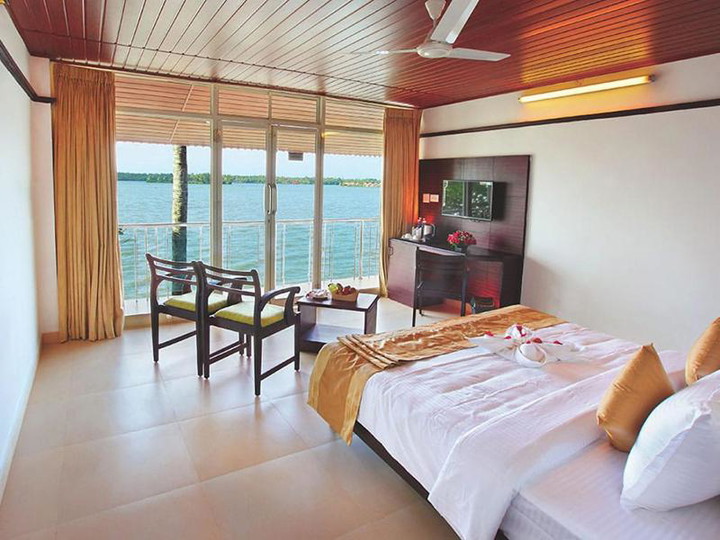 Mannath Ayur Island Resort -