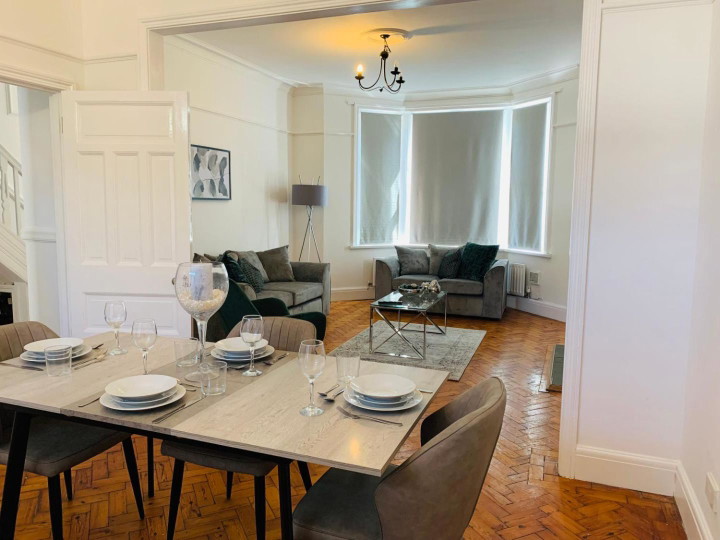 4 Bedroom House Nr Cardiff City Centre - Cardiff
