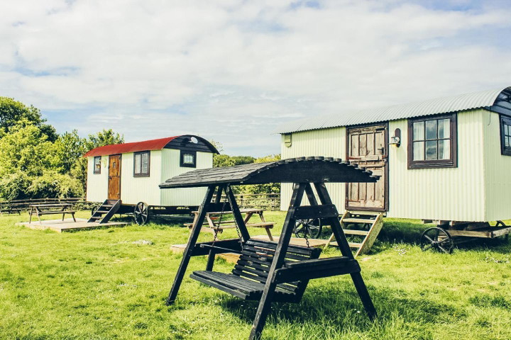Stone Circle Glamping - Amesbury