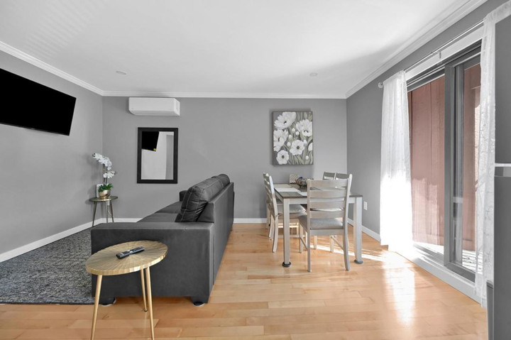 Airport Subway Condo - Boston, MA