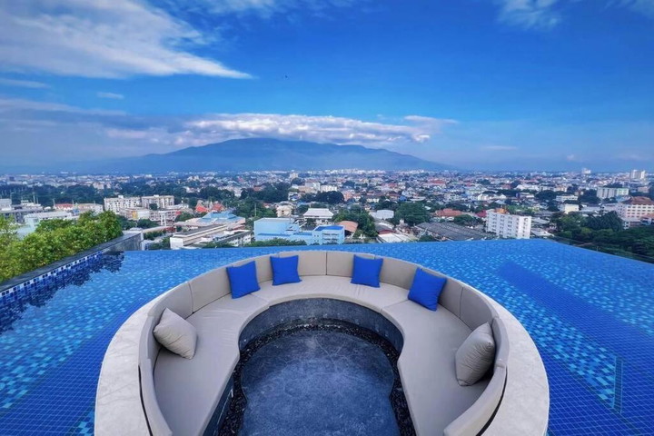 Modern Style Room With Sky Pool 古城边天际泳池公寓 - Chiang Mai, Thailand