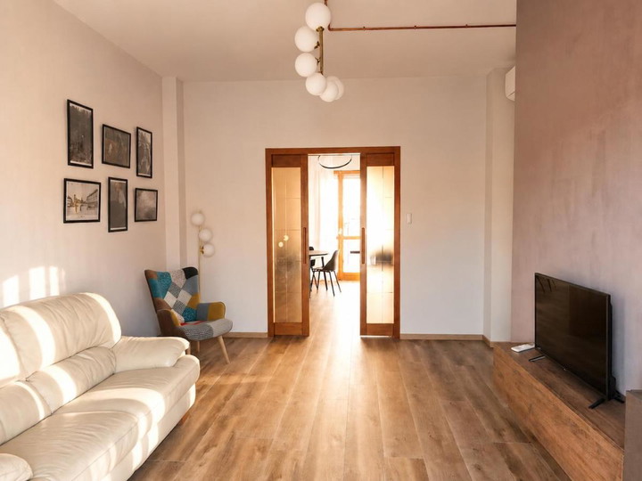 Casa Angelini, Spacious Apartment Near The Center - Alba