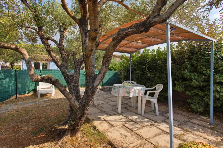 Gîte Meublé, Piscine, Parking - Lorgues