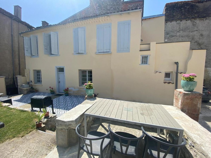 3 Pièces Au Rez De Chaussée Centre Historique, Calme, Vue Sur Le Jardin - Foix