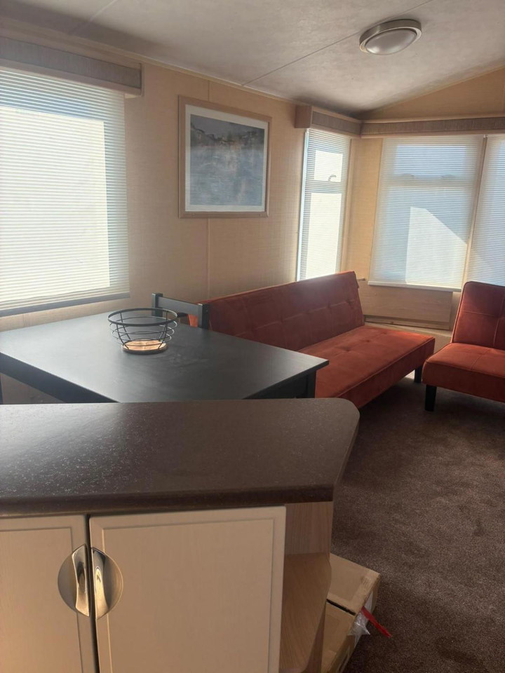 Great 8 Berth Caravan At Steeple Bay In Essex Ref 36091f - Maldon