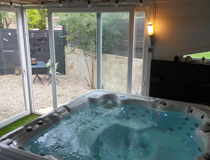 Chambres D'hôtes & Jacuzzi - A L'ombre Des Amandiers - Pont-Saint-Esprit