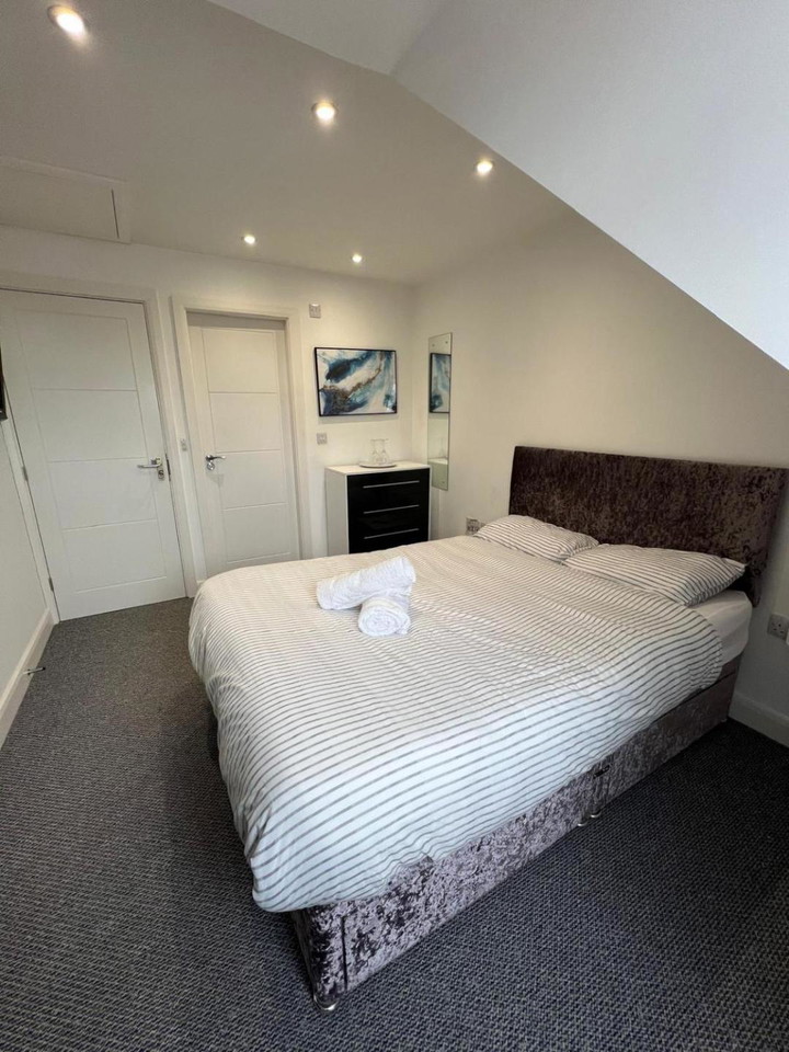 Fully Ensuite Room - Beverley, UK