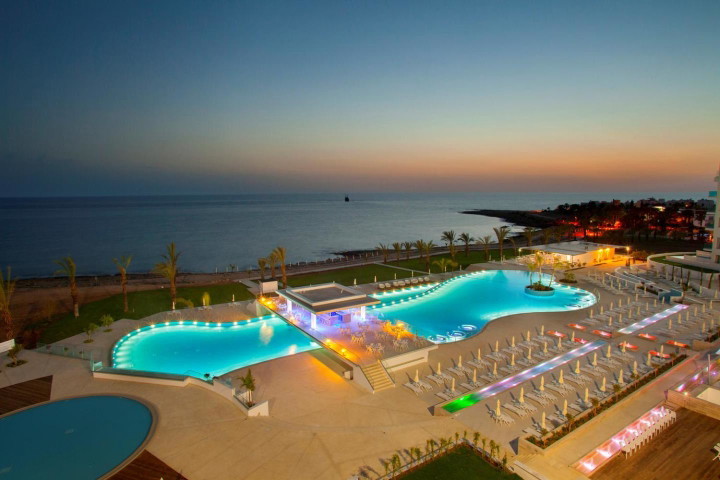 King Evelthon Beach Hotel & Resort - Paphos