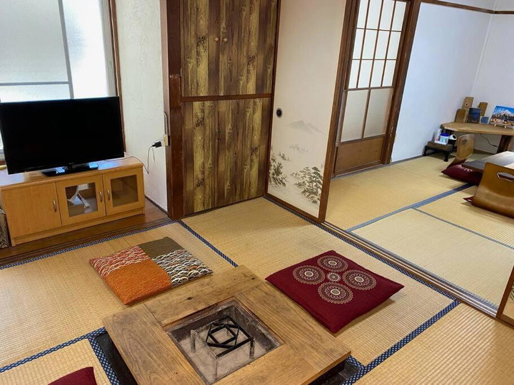 いろり坊一棟貸切プラン。囲炉裏テーブル・Bbqで遊べるくつろぎの宿。 - Izu