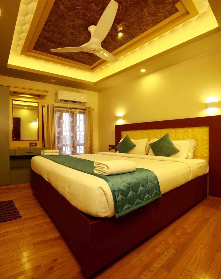 Royal Houseboats - Alappuzha