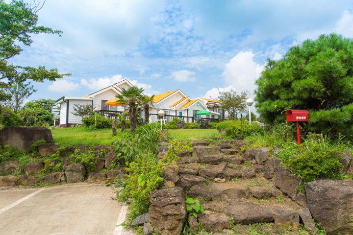 Arting Pension - South Korea