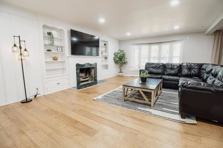 Spacious Meridian Hills Retreat Quiet & Private - Carmel, IN