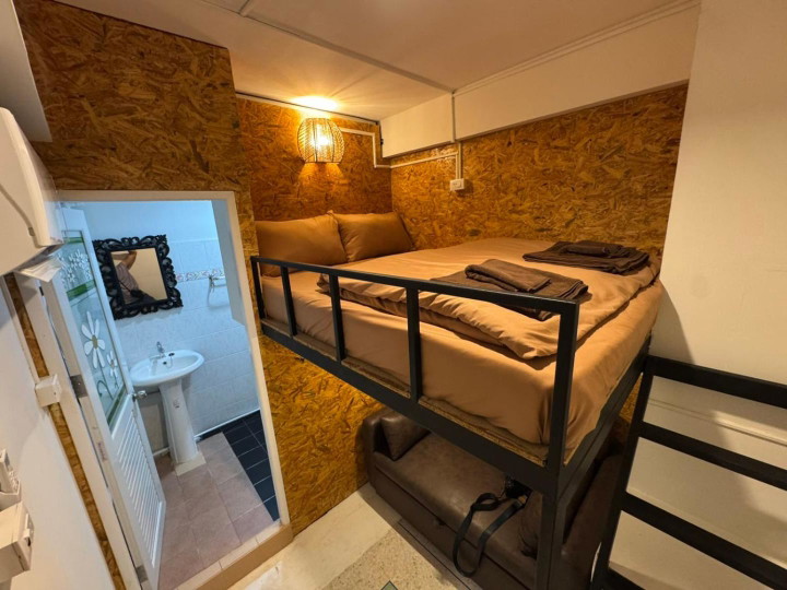 Comfy Corner Hostel - Bangkok