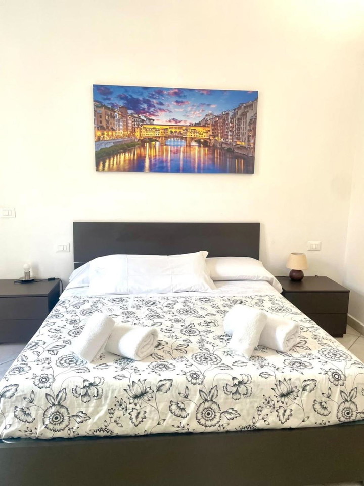 Brand New Apartment - Prato