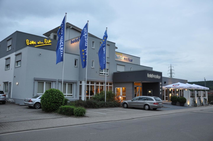 Hotel Merkur - Landstuhl