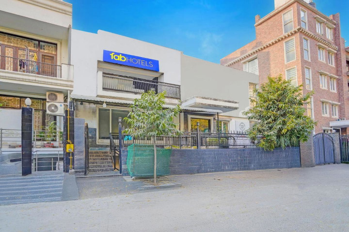 Fabhotel Hm Residency - Ghaziabad