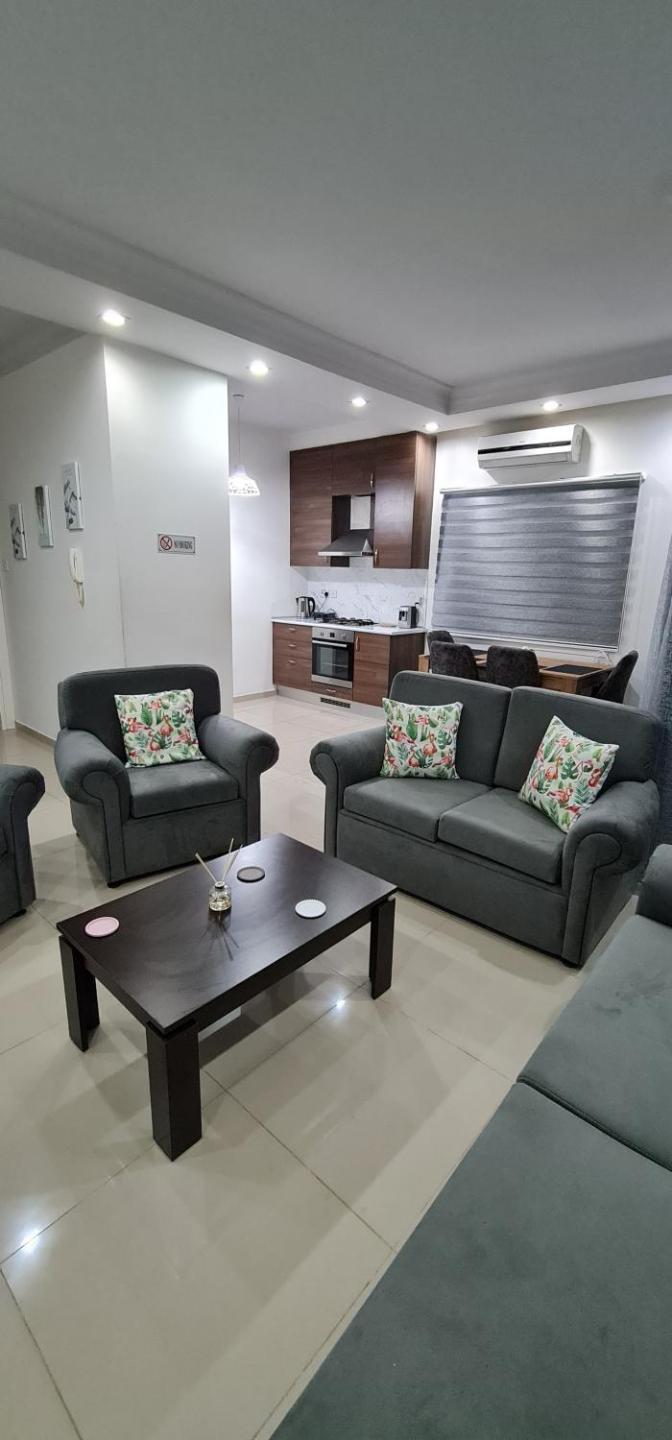 Oytam Apt - Nicosia