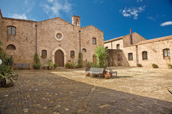 Relais Abbazia Santa Anastasia Resort & Winery - Castelbuono