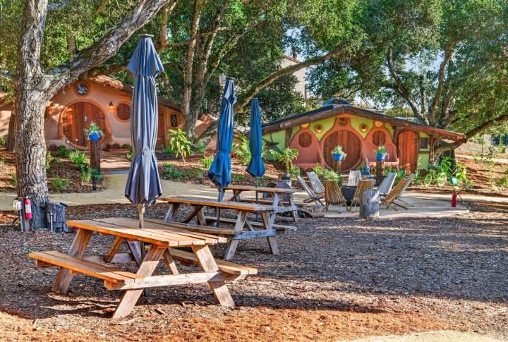 Hobbit Hideout - Californie