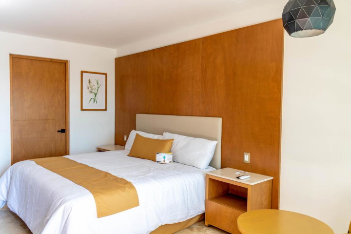 Hotel 5 Inn Select - León, Guanajuato, Mexico