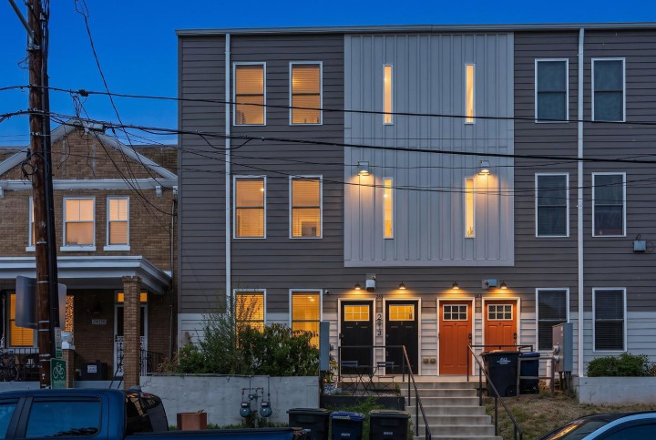 Entire Dc House 3br 3ba Roofdeck Free Parking Near Capitol Hill - Largo, MD