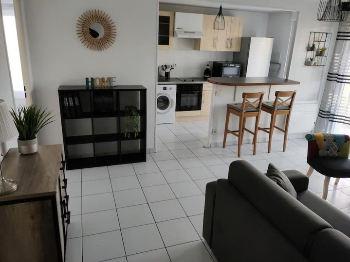 Orbis - "L'aquitaine" - Spacieux Et Joli Appartement De 2 à 4 Personnes - Parking - Wifi - Terrasse - Cornebarrieu