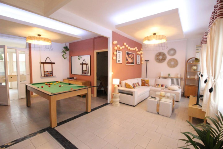 Chez Sandrine - Plain-pied - Billard - Babyfoot - Flechette - Terrasse - Jardin - Véranda - 4 Chambres & Canapé Convertible - Netflix - Amazon Prime - Wifi - Stationnement Gratuit Devant - Verdun Centre - Géré Par Presta-zen'services - Meuse