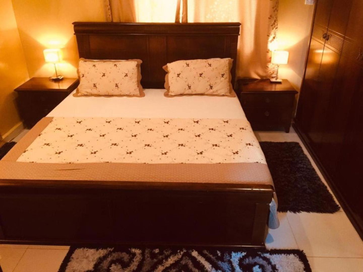 2-bed - Sleeps 6 - Pet Friendly & Parking - The Gambia