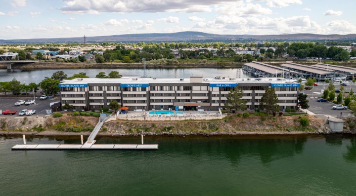 Clover Island Inn - Kennewick, WA