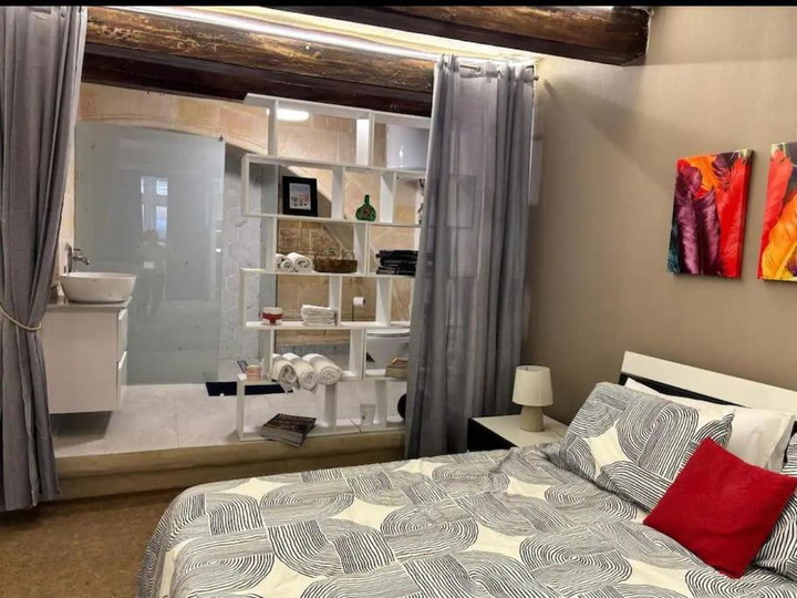 Vincenti's Nest In Valletta - Malta