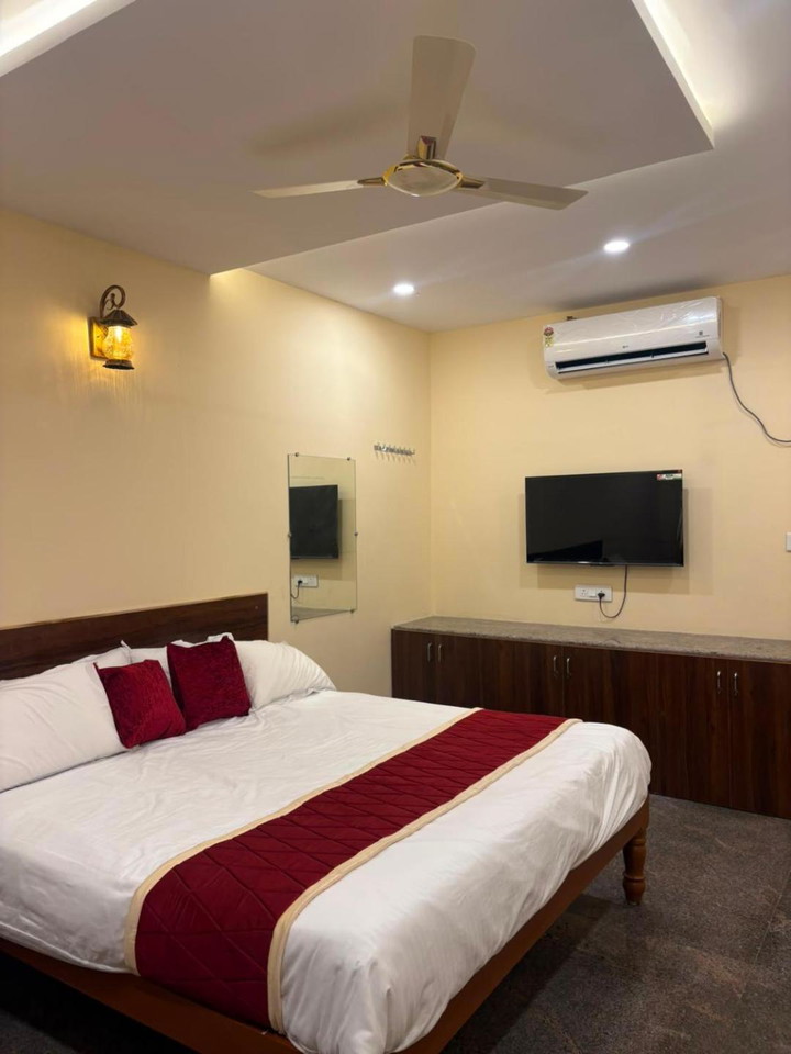 Nvr Hotels - Tirupati