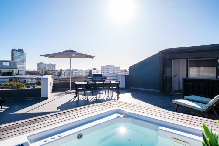 Penthouse On S - Claremont