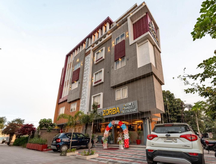 Cosmos Zorba Hotel, Hoshangabad Road - Bhopal