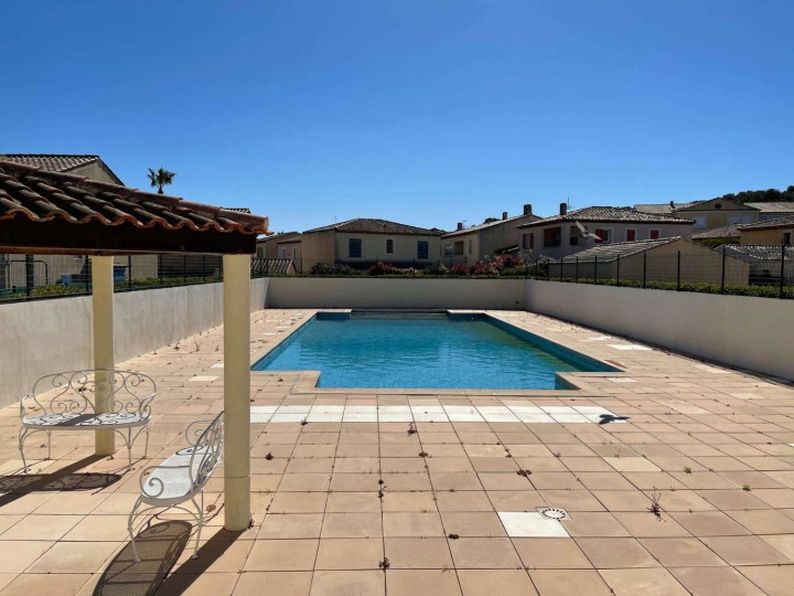 T2 Duplex Dans Résidence Sécurisée, Parking Privé, Piscine, Climatisation, Internet - Saint-Mandrier-sur-Mer