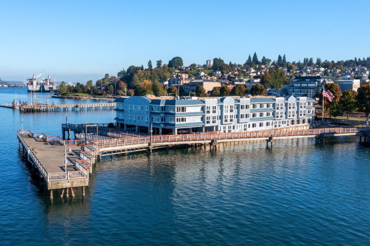 Silver Cloud Hotel Tacoma Waterfront - Tacoma, WA