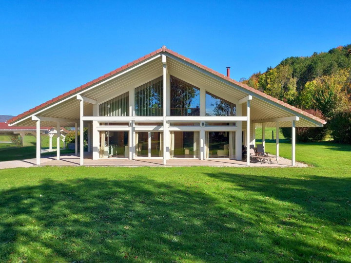 Chalet Bien Etre - 150m² - Avec Sauna & Balnéo - Les 4 Saisons - Lac De Chalain - Jura