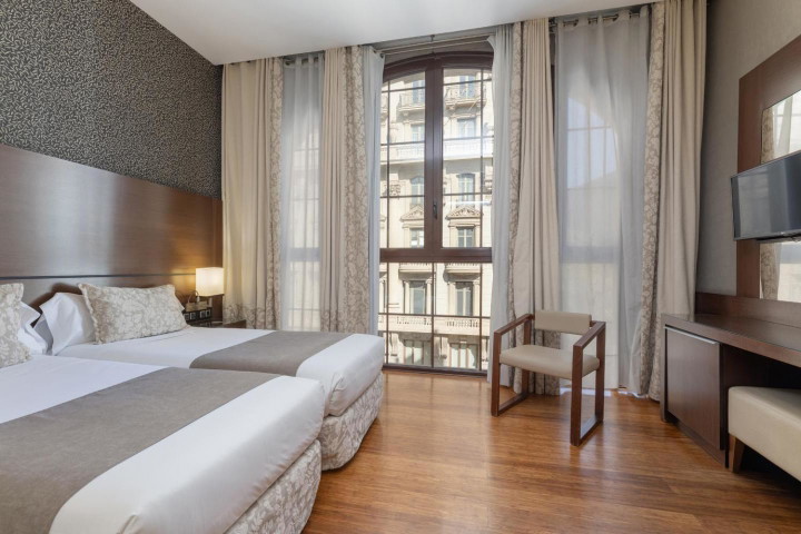 Barcelona Hotel Colonial - Barcelona