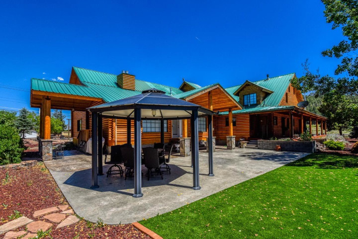 Quarter Horse Lodge Grand Southwest Cabin Sleeps 16 Amazing Views Near Grand Canyon - Williams, AZ