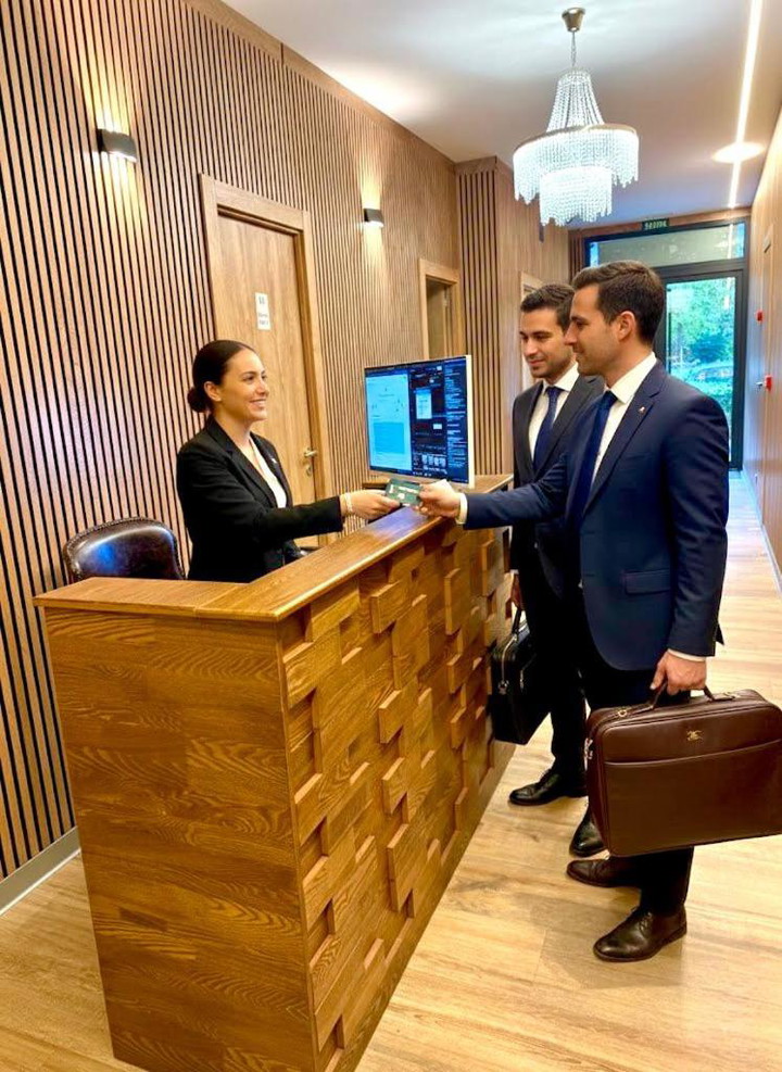 Velvet Hostel Business - Leganés