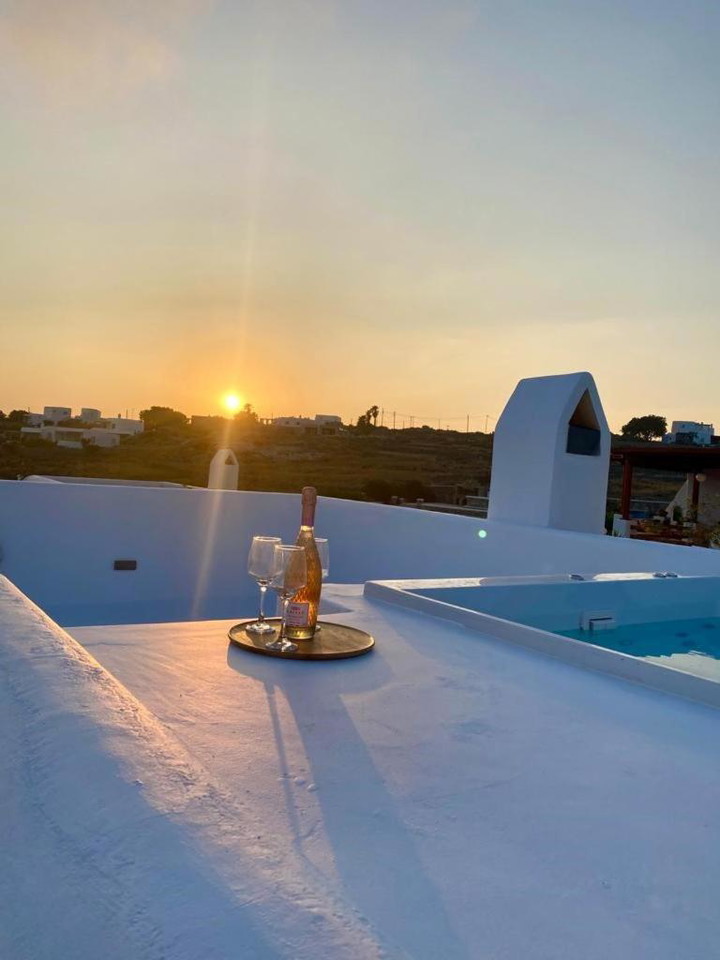 Villa Aderfia With Private Hot Tub - Mykonos