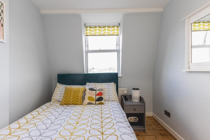 Luxurious 1-bedroom Flat In Kensington Olympia-w14 - Twickenham