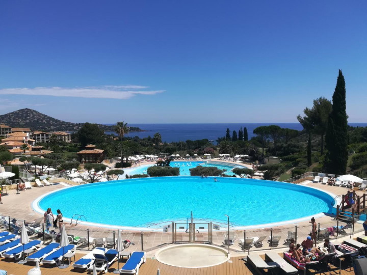 Cap Esterel Appartement Climatisé Dans Le Centre Du Village Vacances - French Riviera